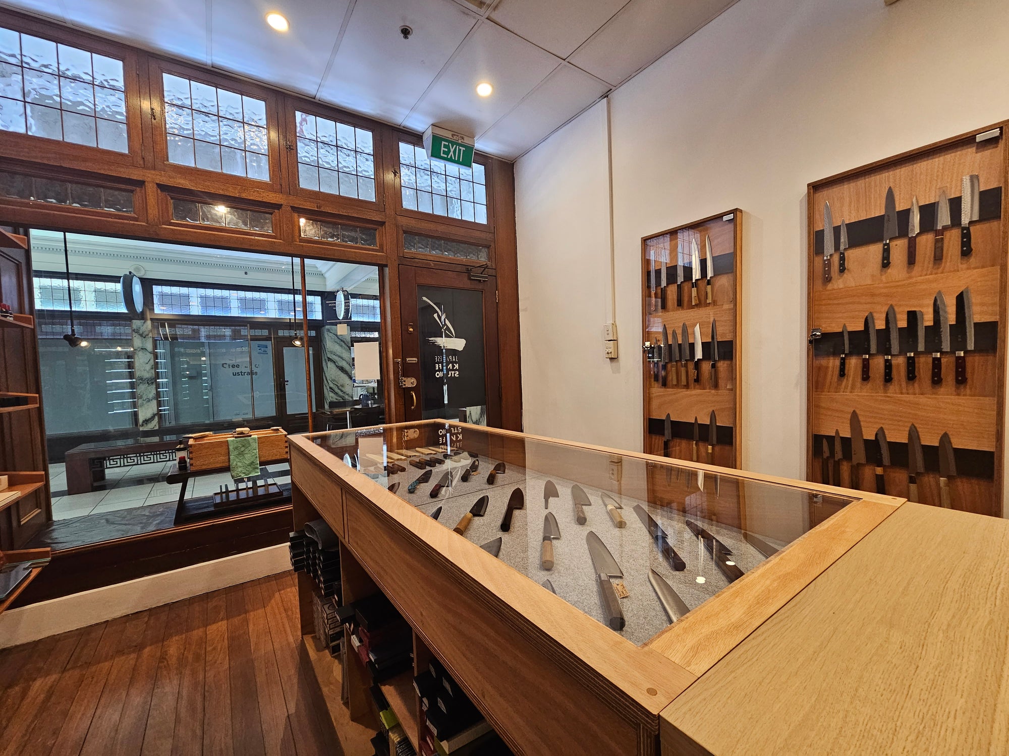 JAPANESE KNIFE STUDIO